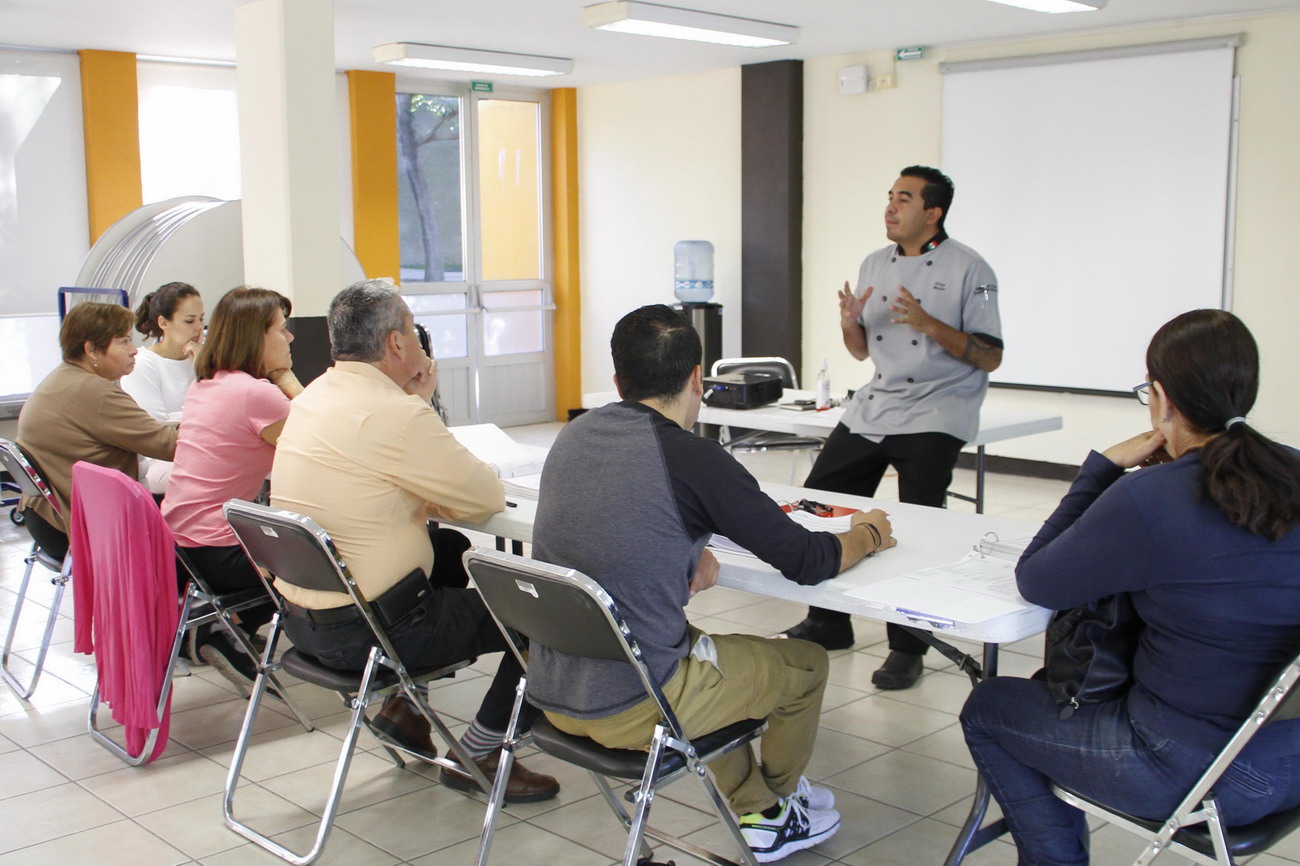 UAA INVITES THE STATE'S COMMUNITY TO DEVELOP PROFESSIONAL SKILLS IN ...