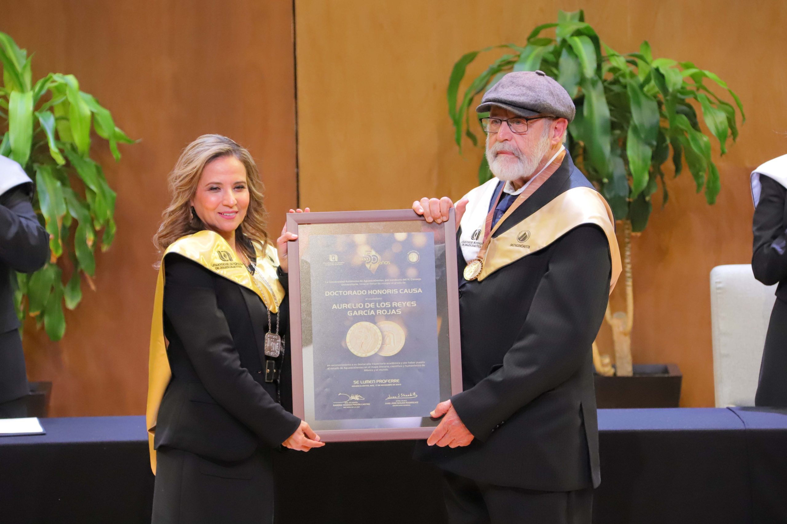 Sesión Solemne de investidura de Doctorados Honoris Causa - UAA ...