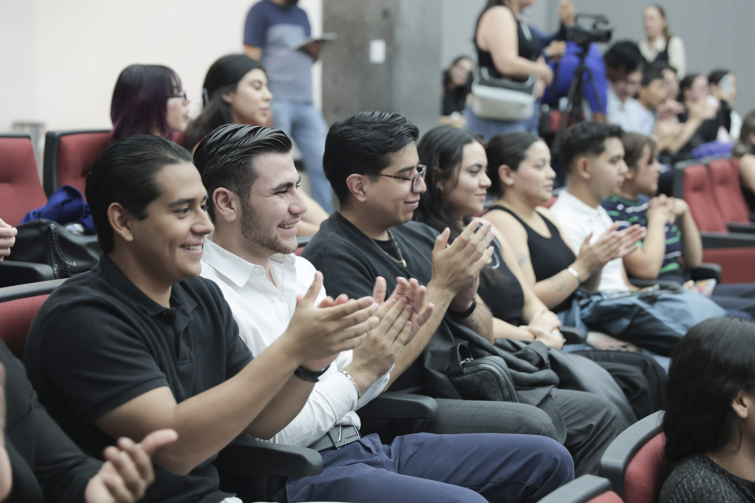 UAA Celebrates 30 Years of the Bachelor's Degree in Political Science ...